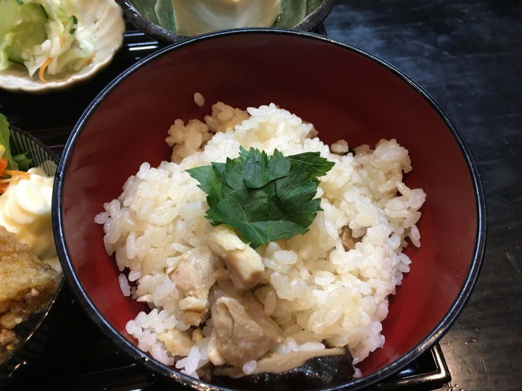 田之助 -DENNOSUKE-（デンノスケ）／燕市吉田本所の「田之助」で青竹打ちの中華そばを食べてきた ｜&Komachi