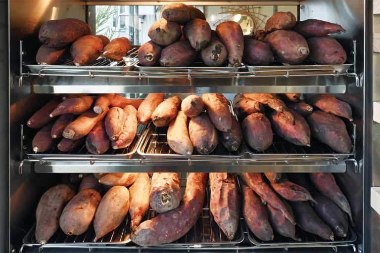 新潟市南区に焼き芋専門店「SHIRONEいもBugyo」オープン 県内外の旬な品種が日替わりで登場の写真4 | 街ニュース | 新潟の街 ...