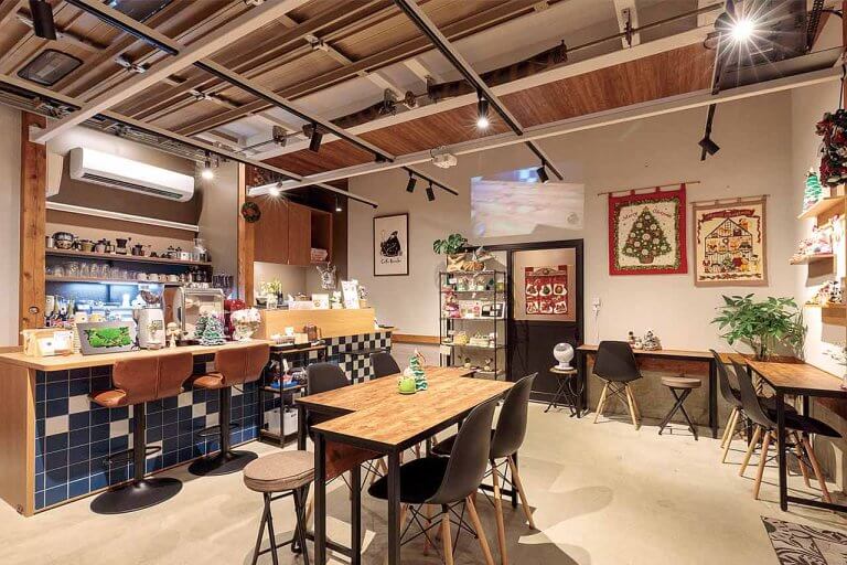 燕市の住宅街にアットホームなカフェ「Cafe Batake」オープン こだわりのシフォンケーキやカフェラテ、自家製プリンもの写真6 | 街 ...