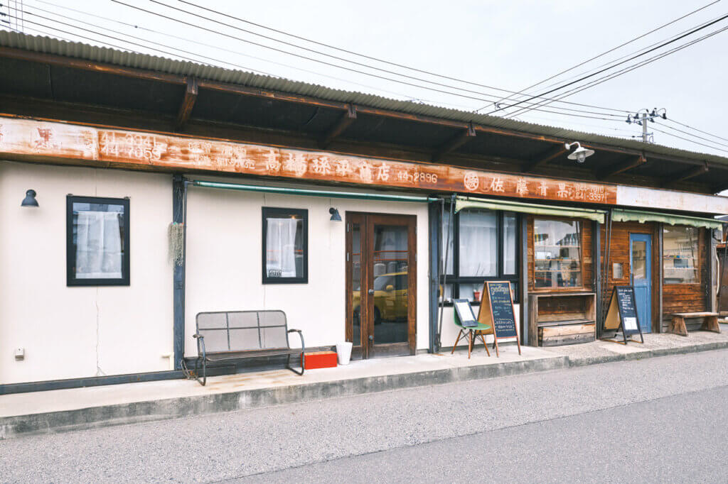 沼垂テラスにスパイス香るカレー店「podoco（ポドコ）」が登場！ こだわりの日替わりメニューを堪能 ｜&Komachi