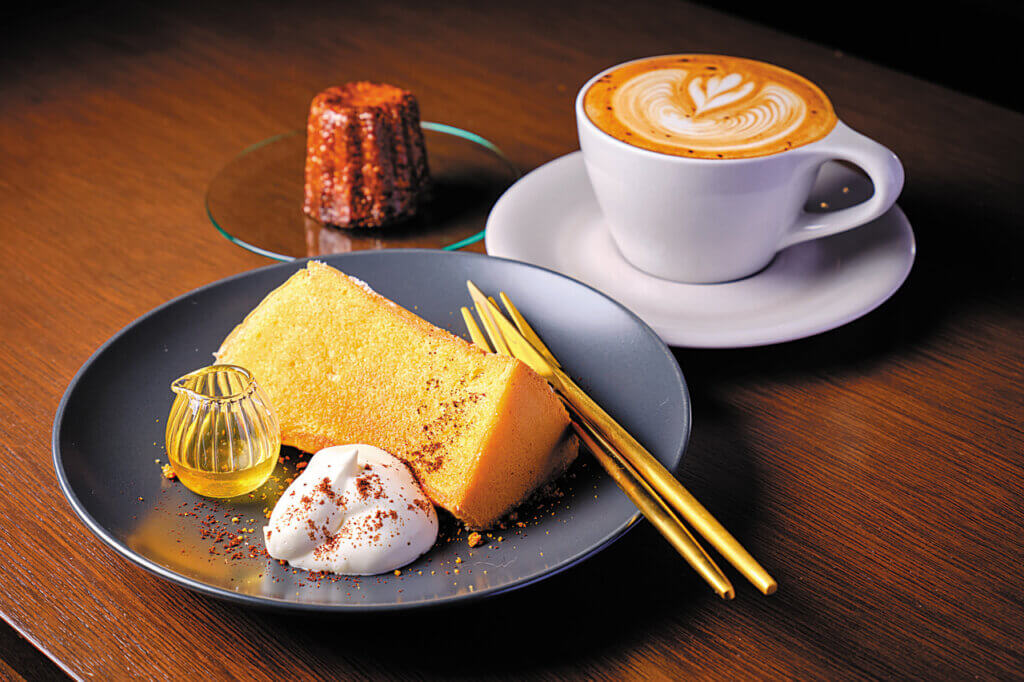 万代に県産米粉を使った焼き菓子のお店がオープン！「Cafe ＆ bar REM」夜はジャパニーズウイスキーが楽しめるバーとして営業 ｜&Komachi